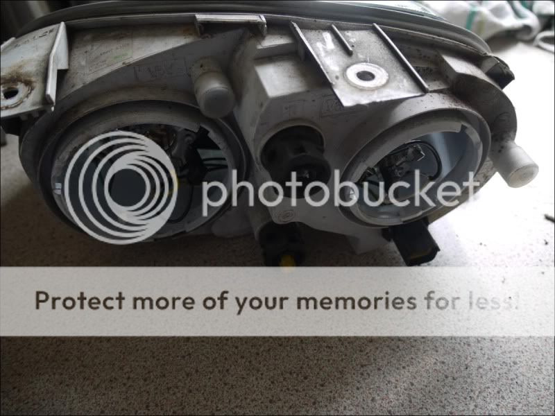 Disassembling MGF headlight unit pt1 | MG-Rover.org Forums