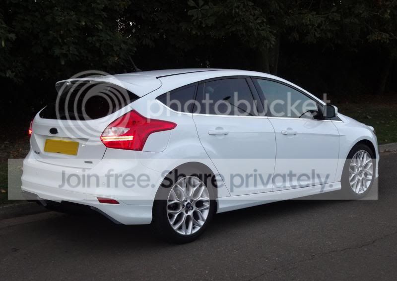 2013 Frozen White Focus Zetec S | Detailing World Forum