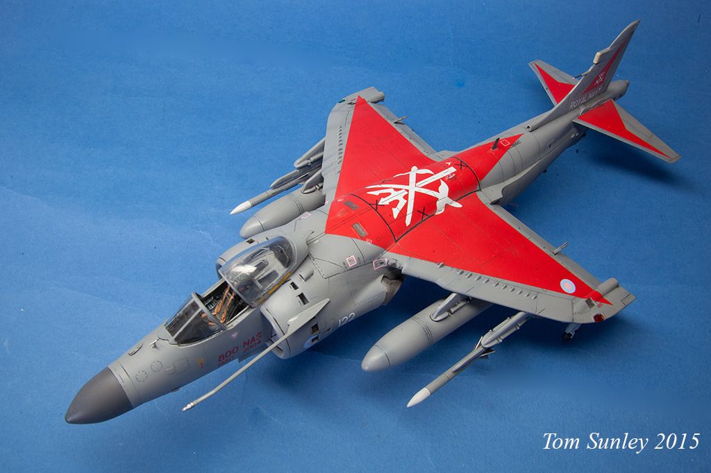 Kinetic Sea Harrier FA2 1/48 - UK Airshow Review Forums