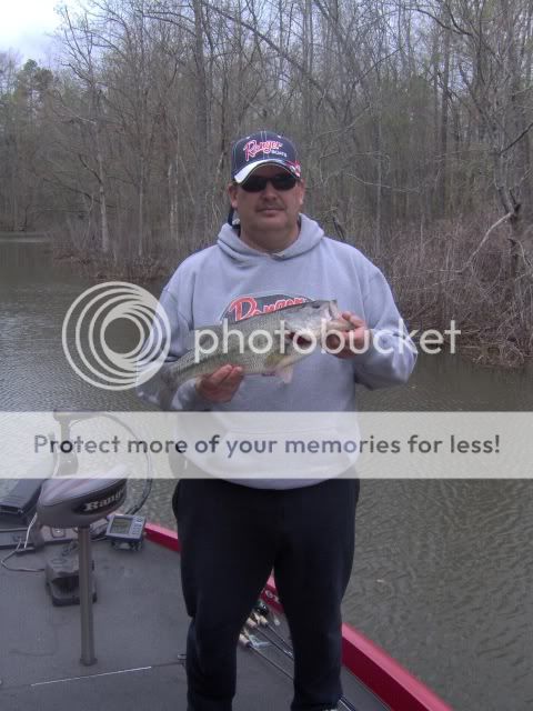 my day fishing wid mr helms..