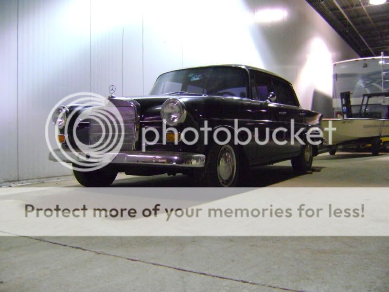 Looking at a '66 W110 - PeachParts Mercedes-Benz Forum