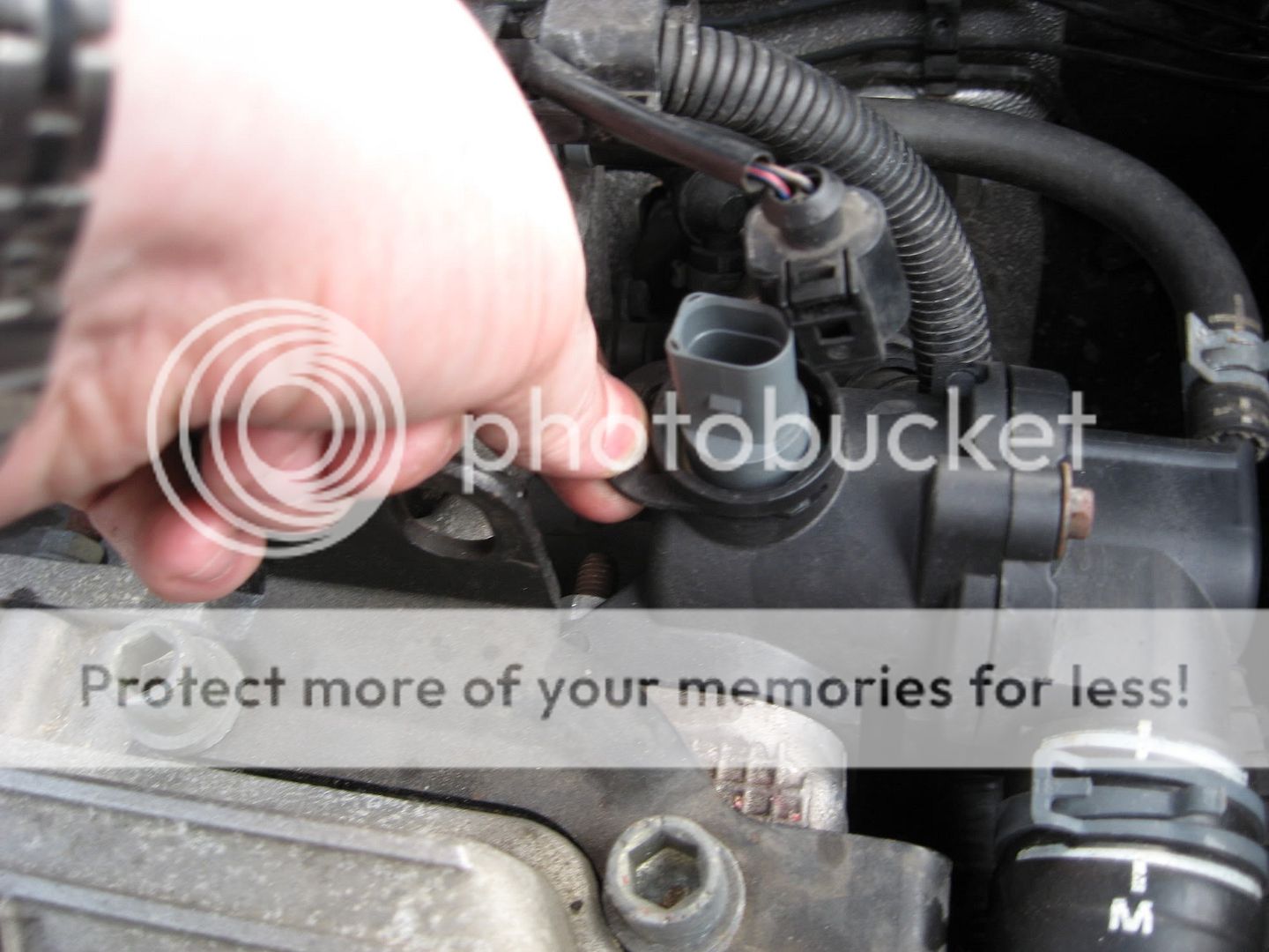 1.4mpi changing thermostat and flushing coolant system - Skoda Fabia ...